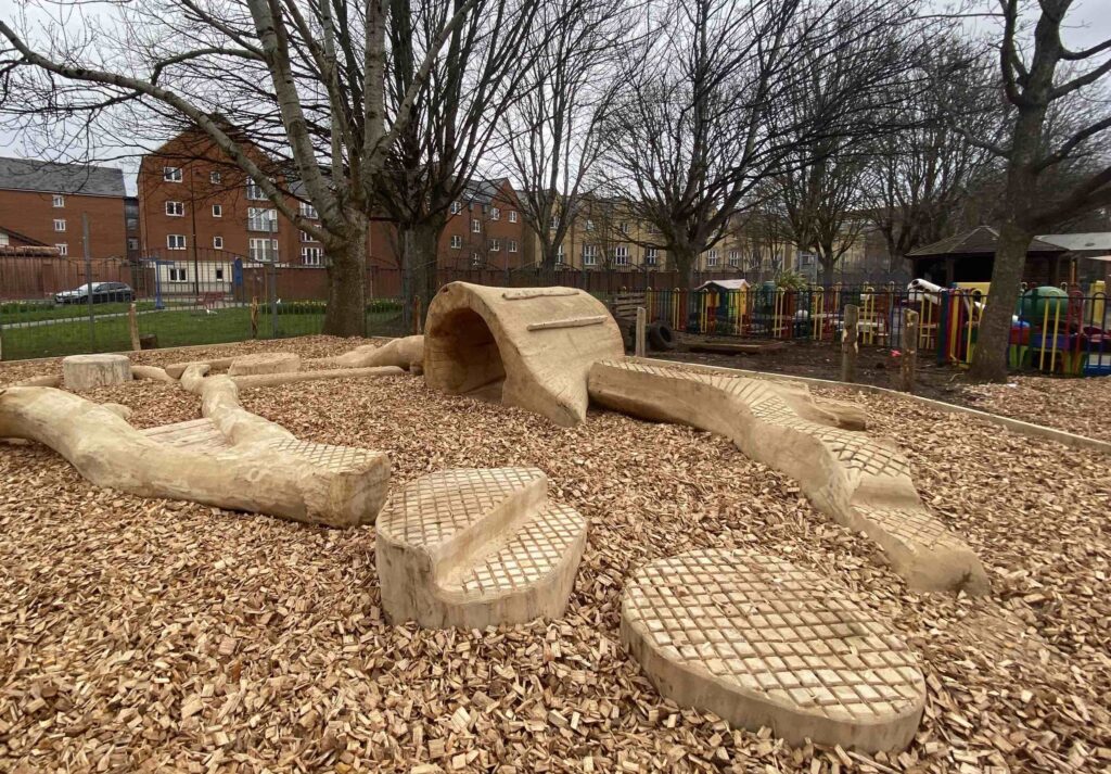 Giant Stepping Logs x5 - solid sustainable wood